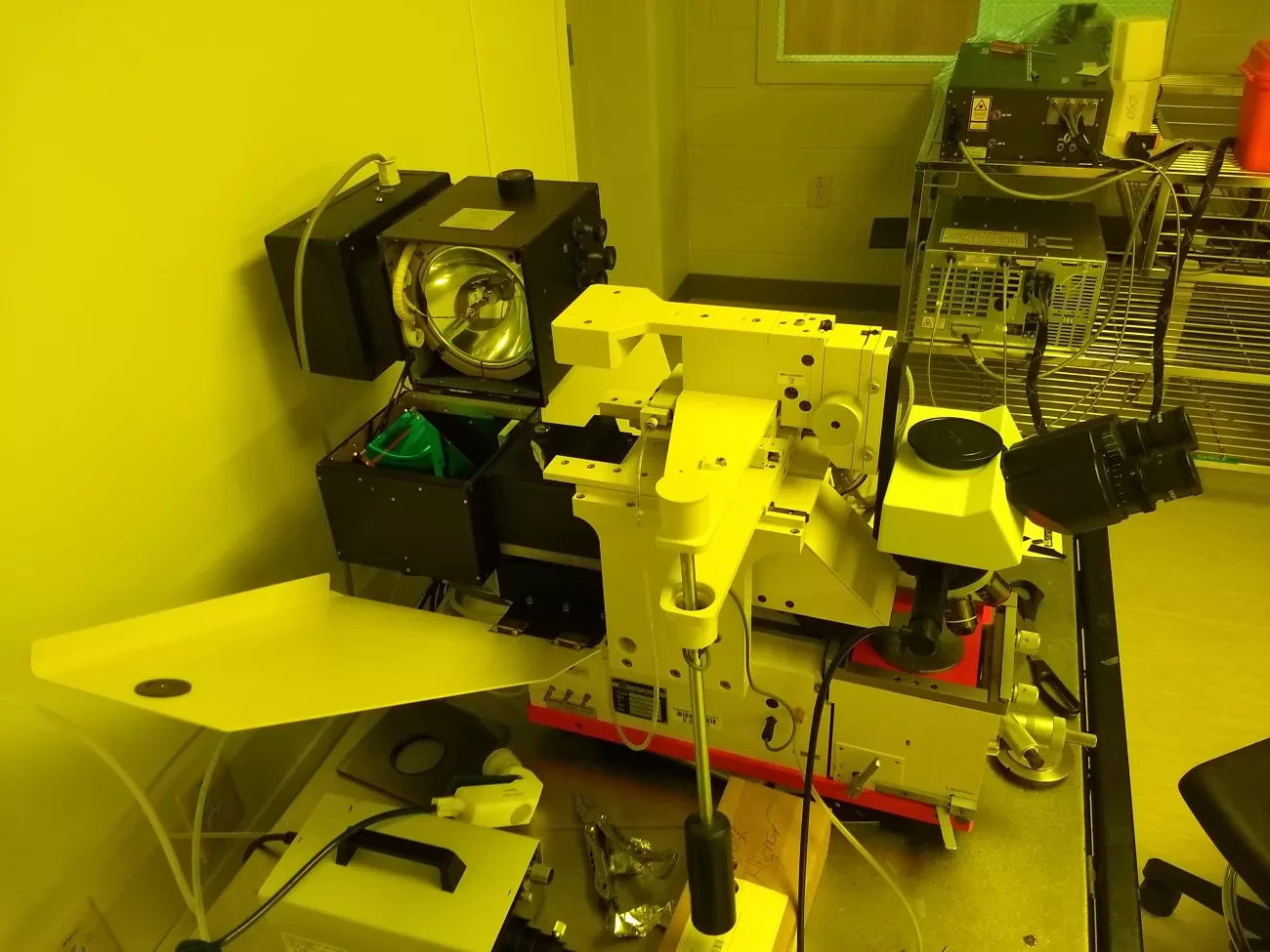 Mask Aligner | Center for Nanoscale Science and Engineering Mask Aligner | Center for Nanoscale Science and Engineering